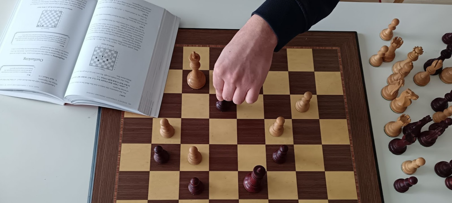 10 Best Chess Endgame Books